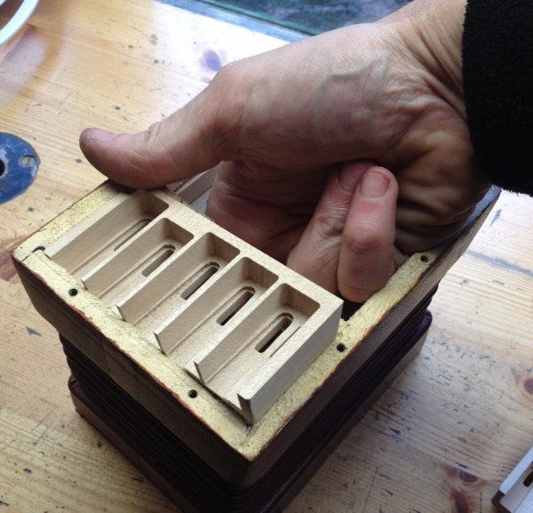 No. 1: Brun Part 7: Reed Pans – Holden Concertinas